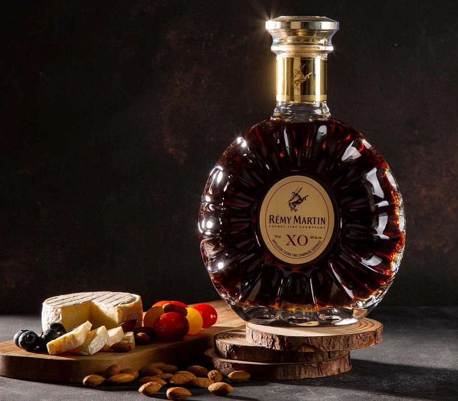 Rémy Martin XO Cognac được giới thiệu ra mắt năm nào?